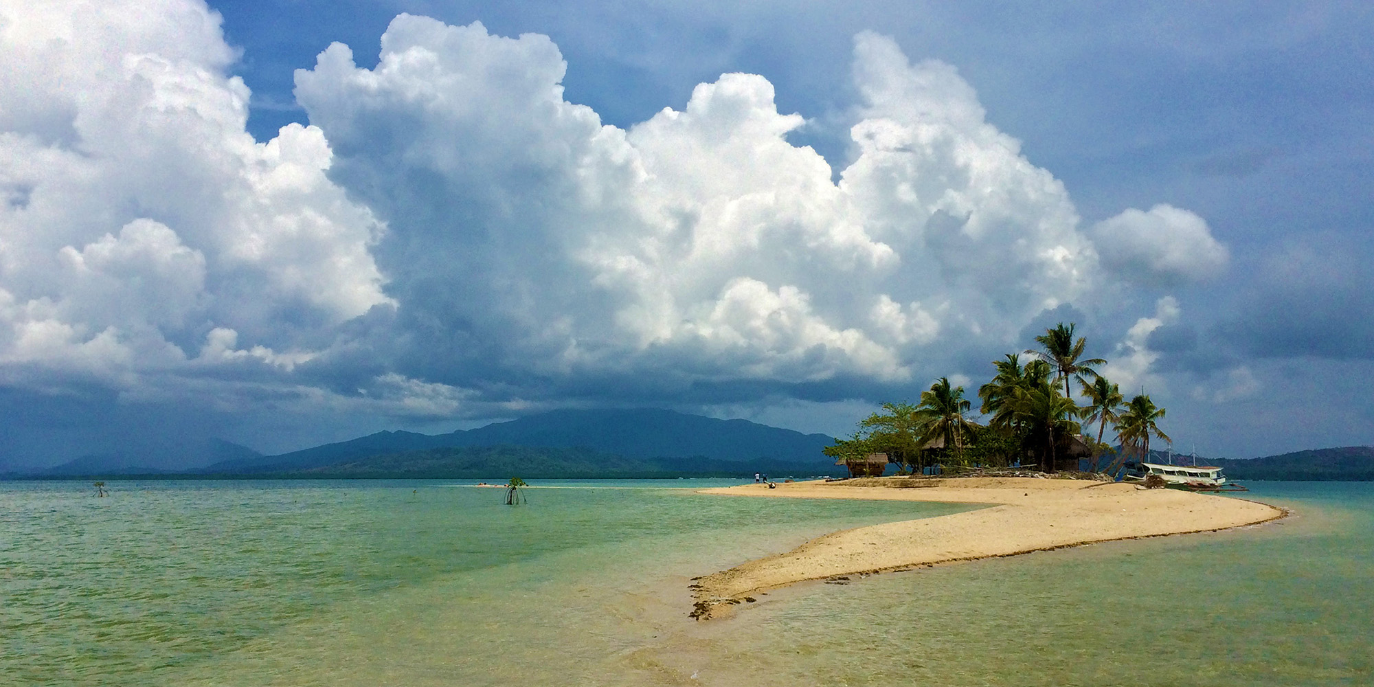 40_LittleIsland » I've Been Bit! Travel Blog