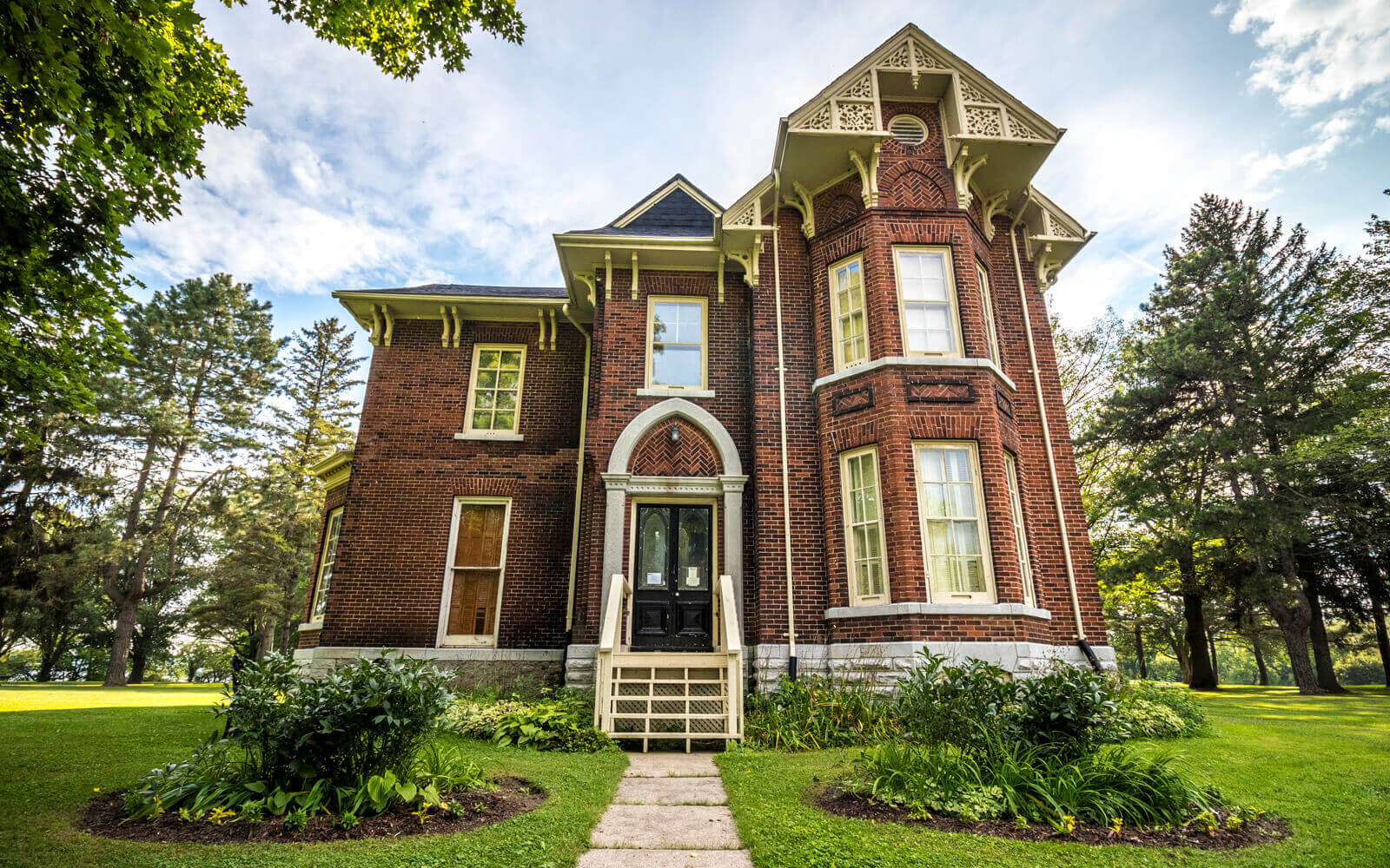 15+ Things to Do in Napanee for a Quaint Bay of Quinte Getaway » I've ...